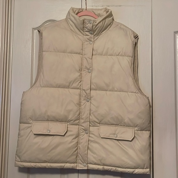 aerie | Jackets & Coats | Nwt Offline By Aerie Cream Puffer Vest | Poshmark